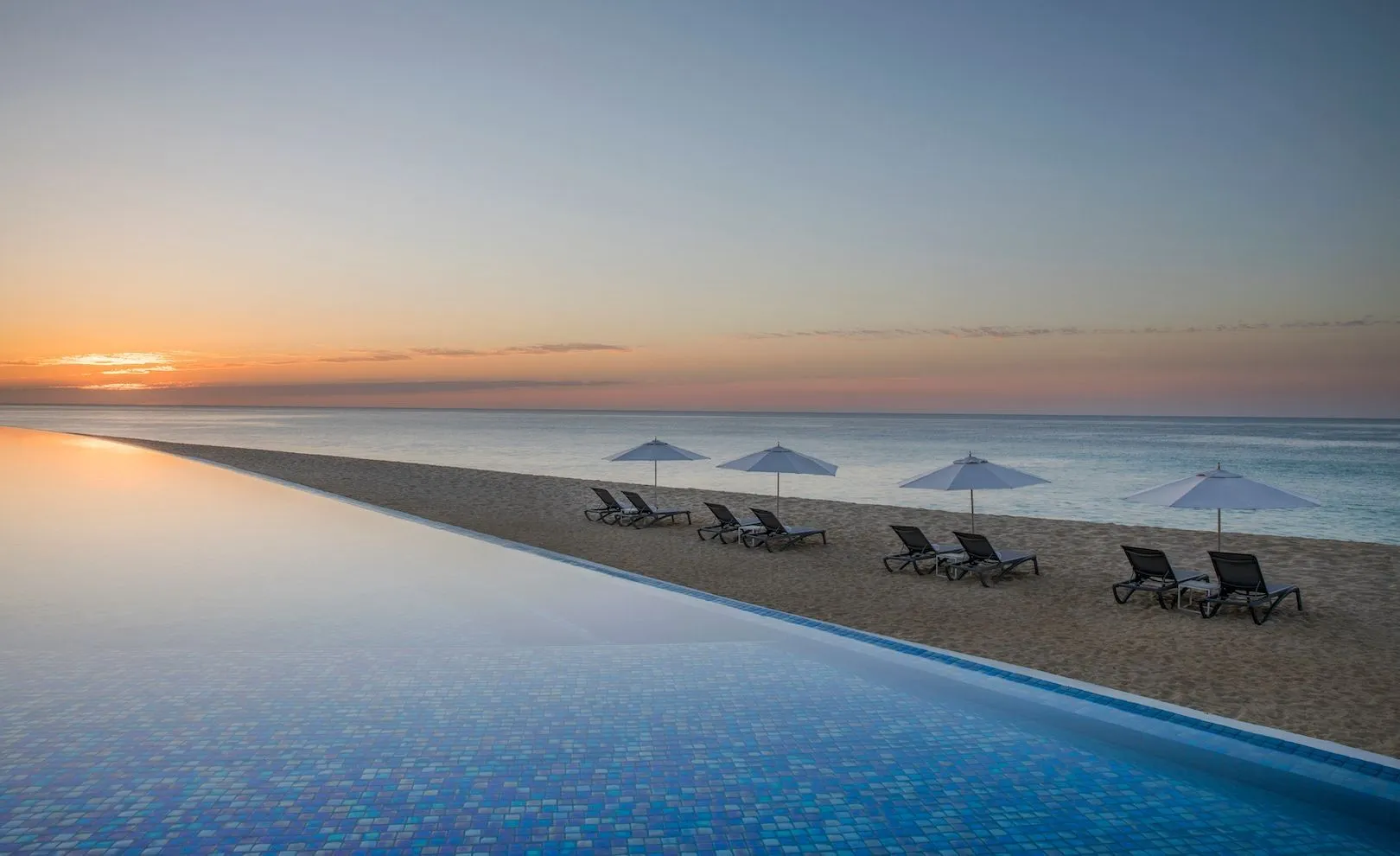 Enter and enjoy the photo gallery | Le Blanc Spa Resorts