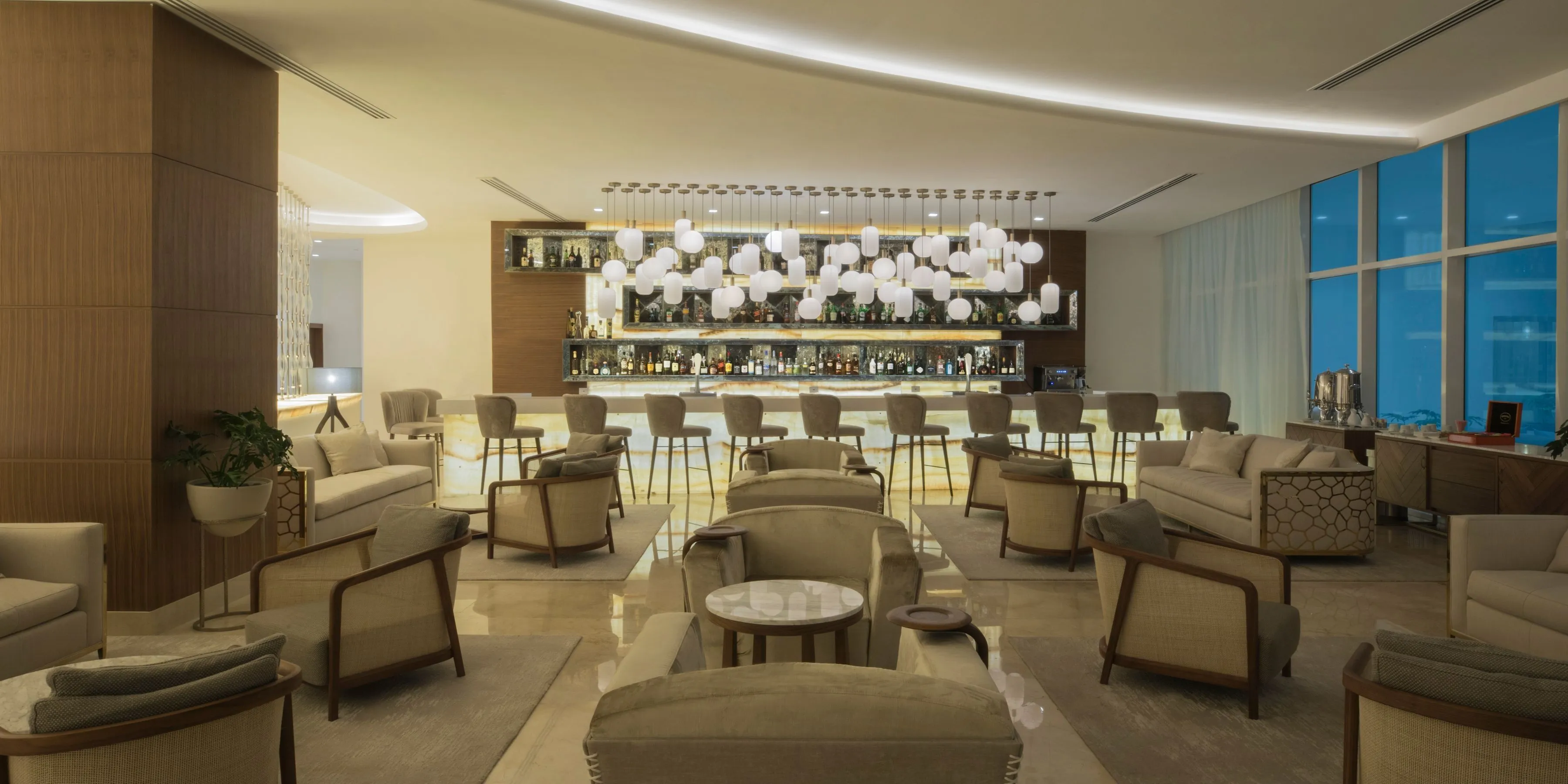 Lobby Bar: Luxury Lounge Bar | Le Blanc Spa Resorts